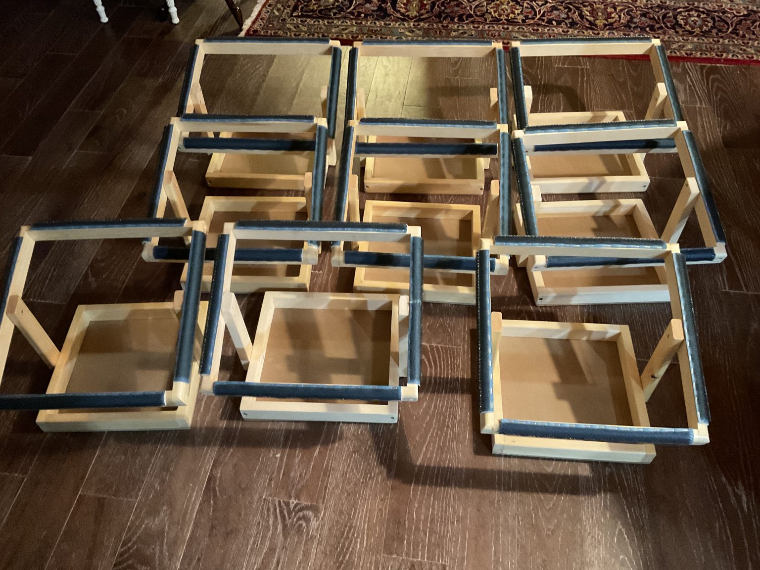 Rug Hooking Frames - Periwinkle Laine